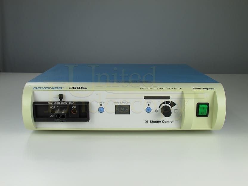 Dyonics 300XL Xenon Light Source | United Endoscopy